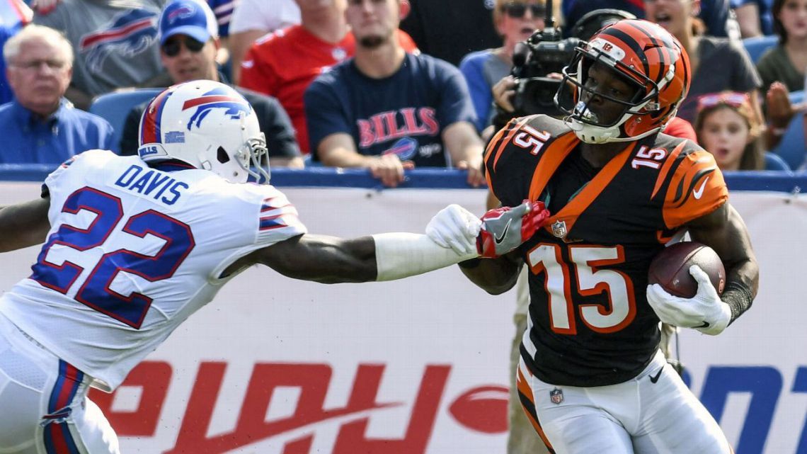 Vontae Davis Retires…During Halftime Of Bills/Chargers – Joe Montana's ...